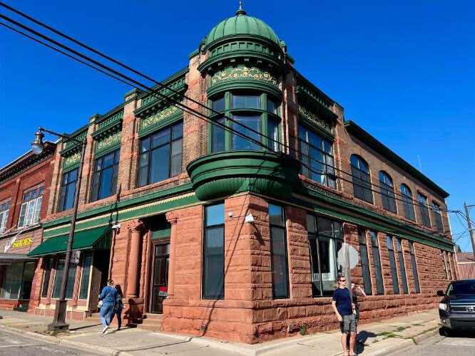 Renovations bring more housing to Sault Ste. Marie, Manistique – UPword